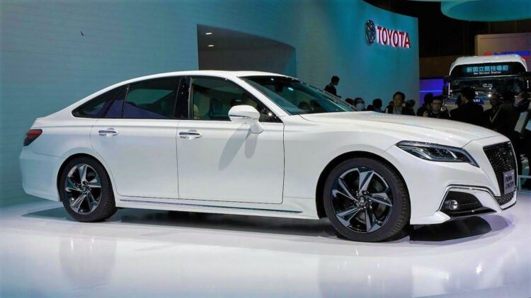 Toyota Crown: The Ultimate Guide » JDMBUYSELL