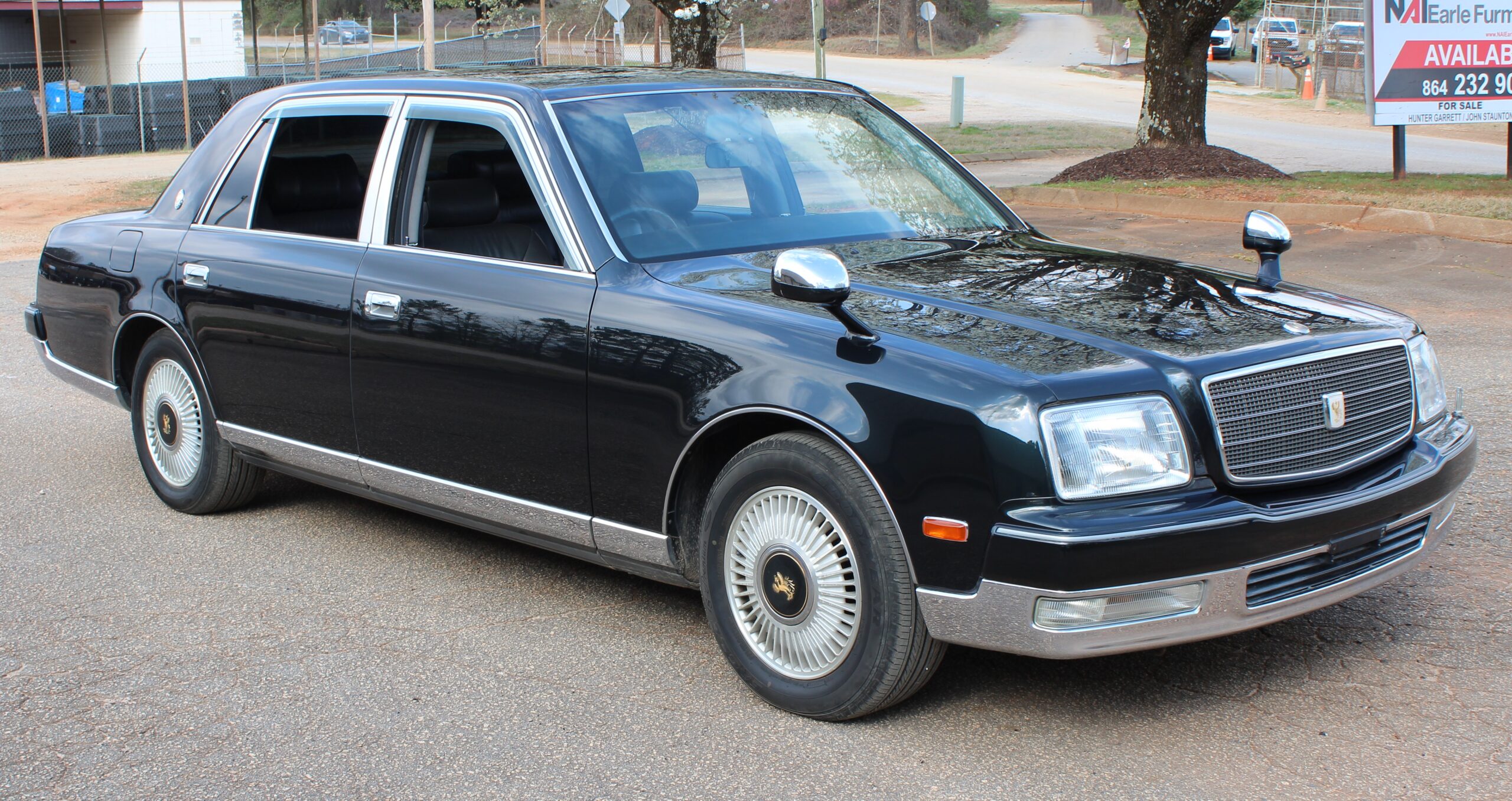 For Sale: Toyota Century Rare Ebony Teal with Leather » JDMBUYSELL
