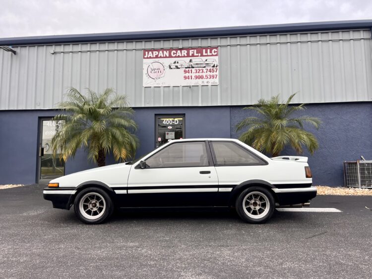 For Sale: 1983 Toyota Sprinter Trueno GT-APEX / AE86, 5 Speed Manual ...