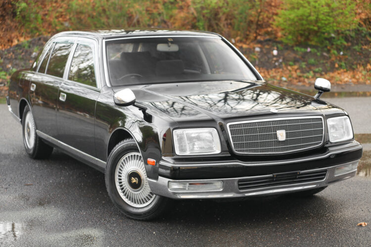 For Sale: 1997 Toyota Century - V12 ENGINE » JDMBUYSELL