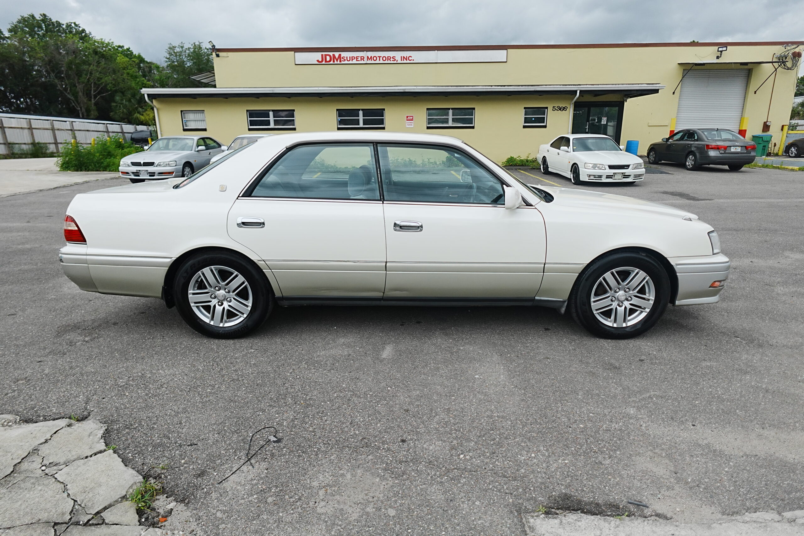 For Sale: 1995 Toyota crown royal saloon » JDMBUYSELL