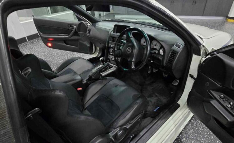 For Sale: 2000 Nissan Skyline R34 GTR V-Spec II » JDMBUYSELL