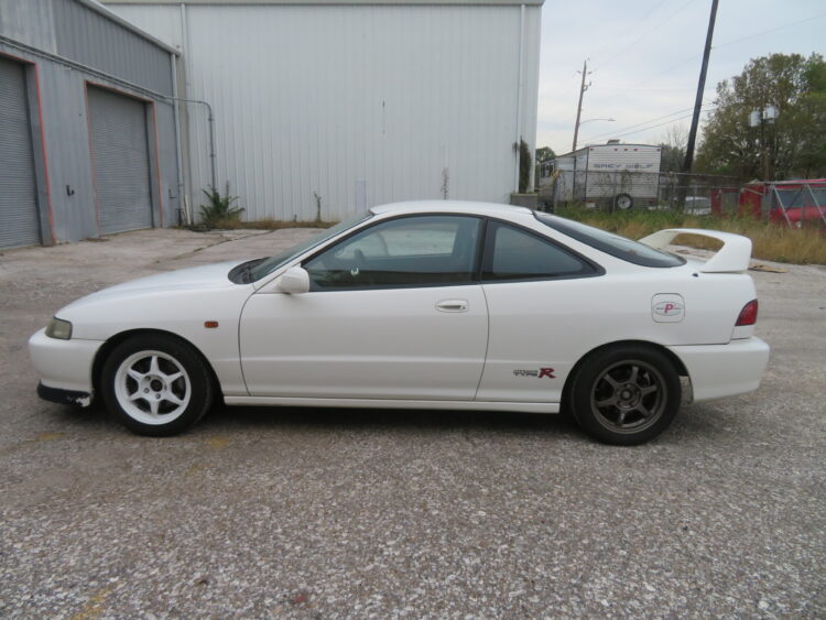 For Sale: 1999 Honda Integra Type R DC2 » JDMBUYSELL