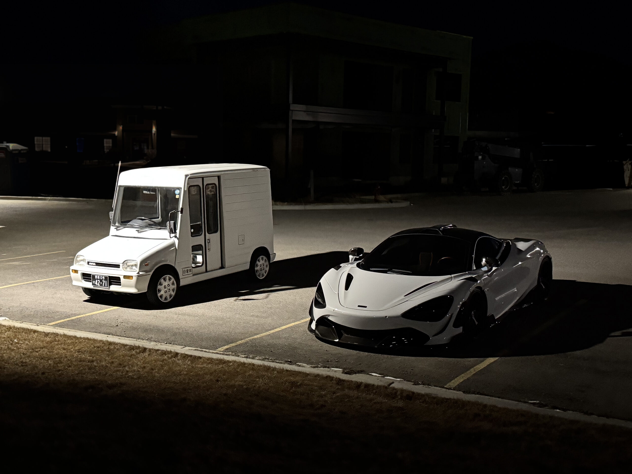 For Sale: 1992 Daihatsu Mira Walkthrough Van 4wd (RARE) » JDMBUYSELL