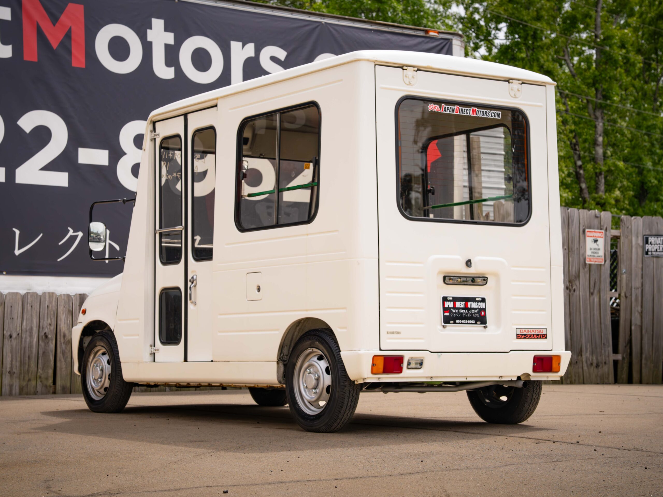 For Sale: 1997 Daihatsu Mira Walkthrough Van » JDMBUYSELL