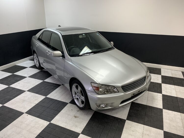 For Sale: 1999 Toyota Altezza RS200 » JDMBUYSELL