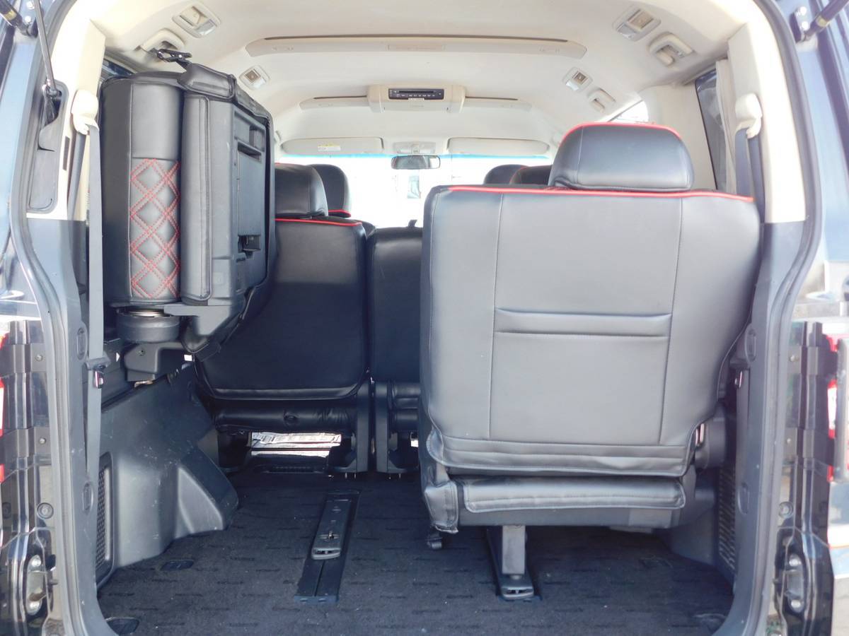 For Sale: 2007 Mitsubishi Delica D5 4WD Lifted w/Dual Sliding Door ...