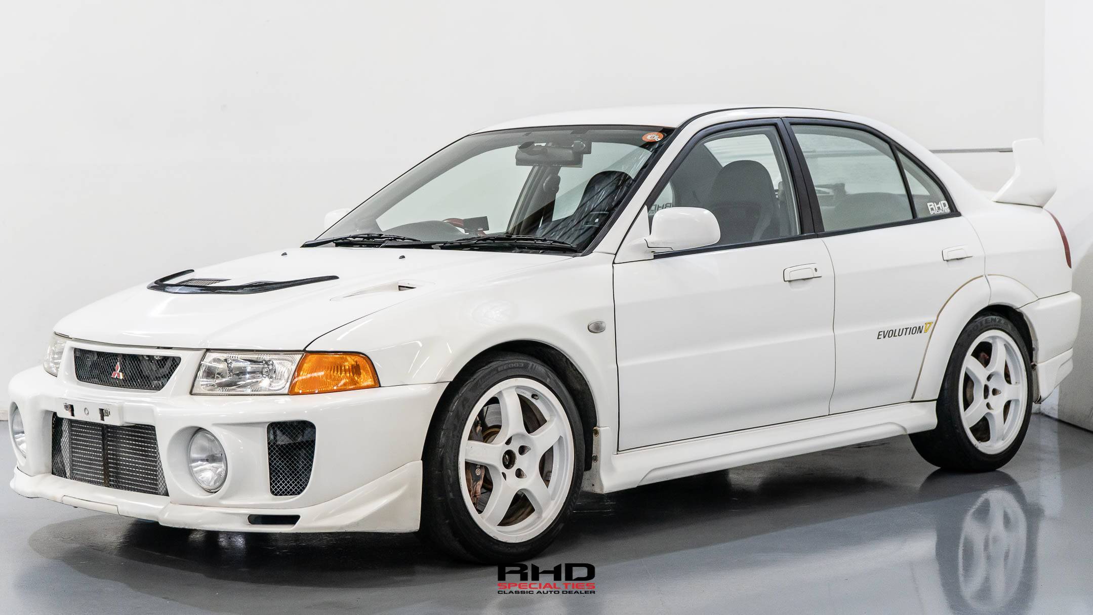 For Sale: 1998 Mitsubishi Lancer Evolution V GSR » JDMBUYSELL