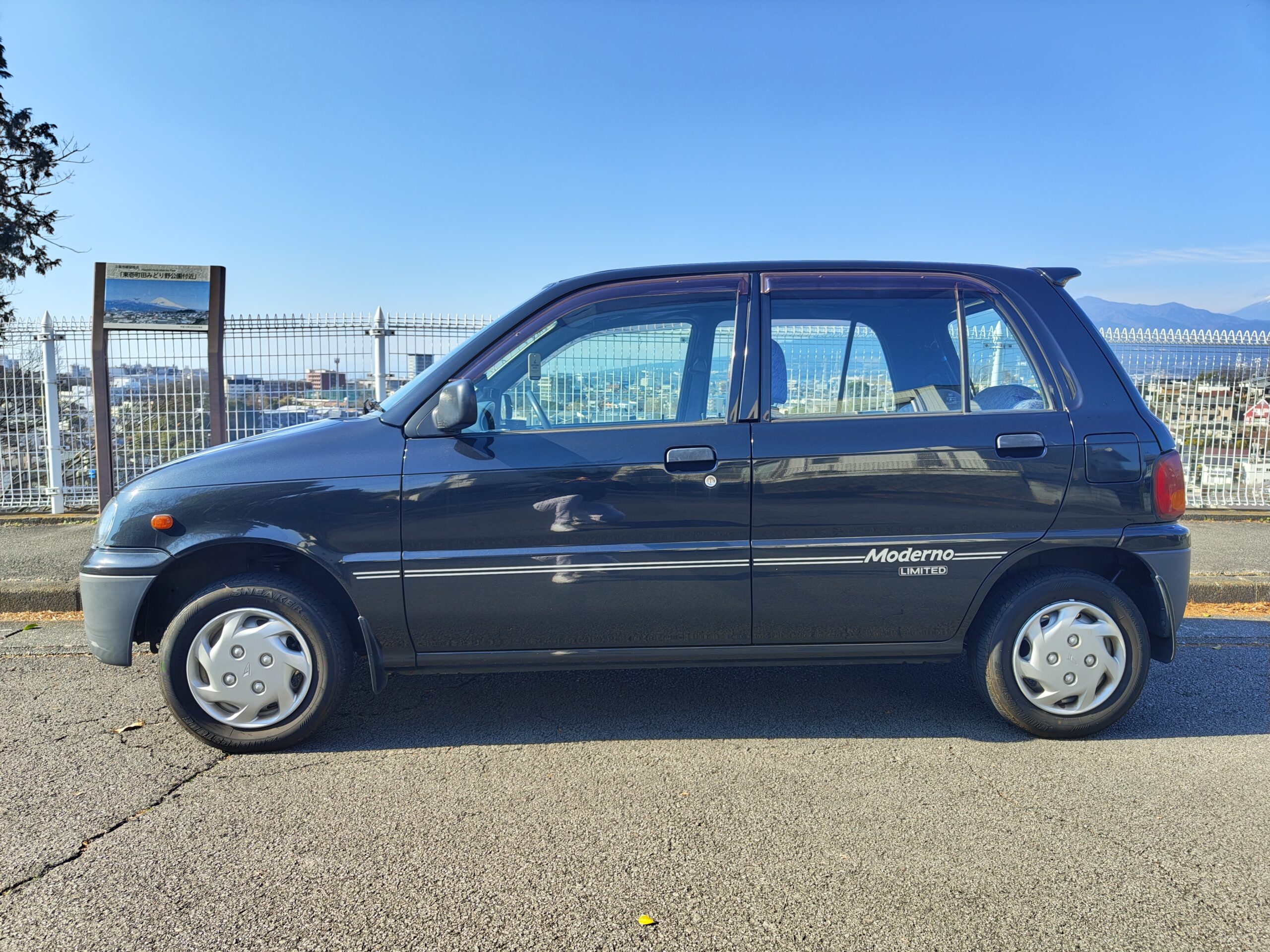 For Sale: Rare 1996 Daihatsu Mira Moderno Limited » JDMBUYSELL