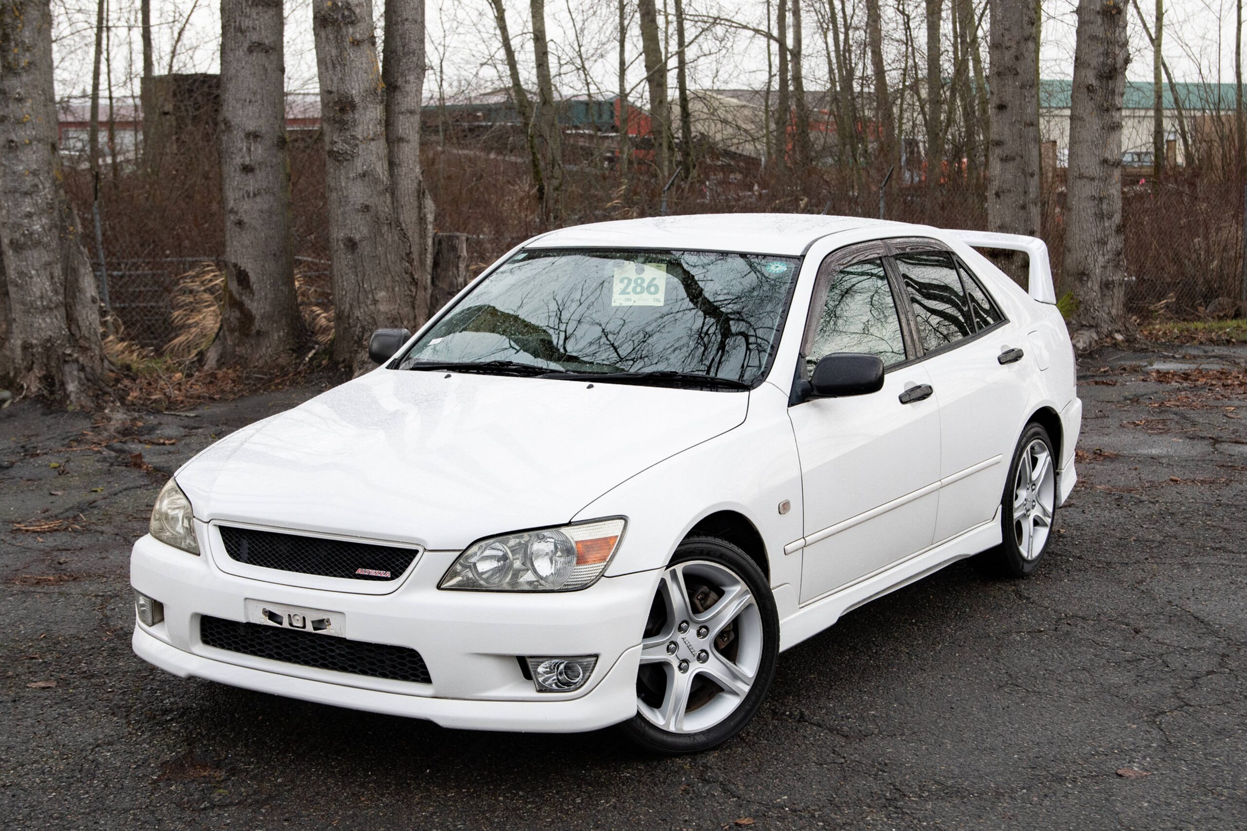 For Sale: 1999 Toyota Altezza Z edition » JDMBUYSELL