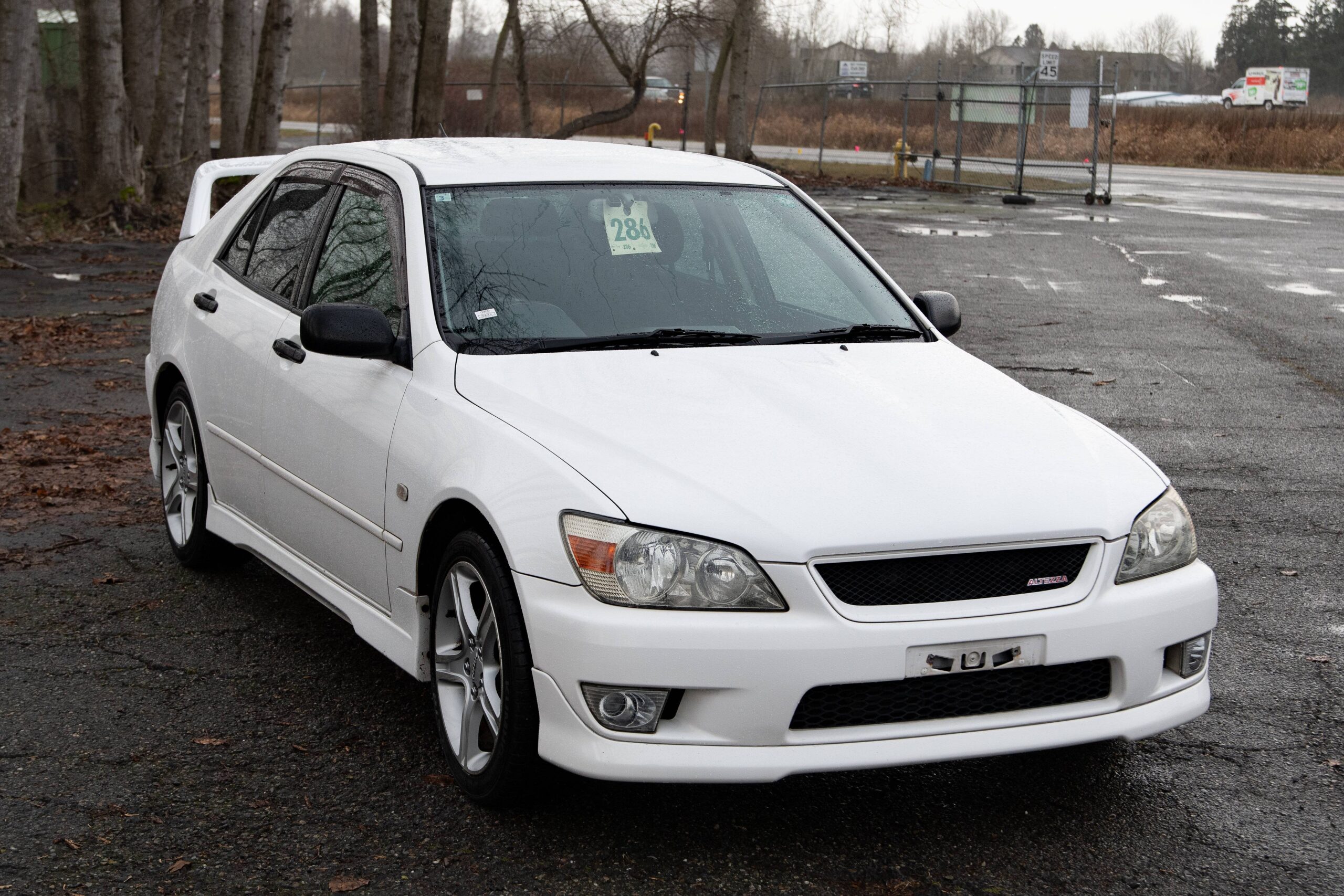 For Sale: 1999 Toyota Altezza Z edition » JDMBUYSELL